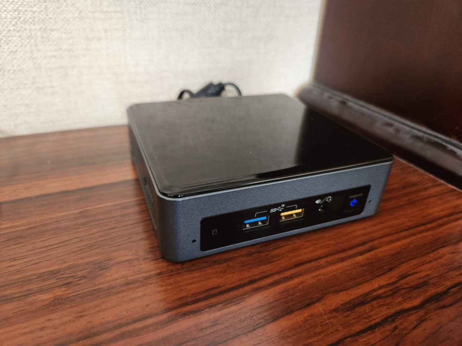 Roon専用サーバーとPCの2台構成で快適オーディオ環境を構築 | 徒然仲